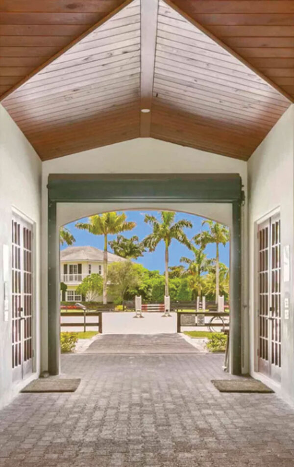 Maria Mendelsohn - Luxury Florida & Hamptons Real Estate - Douglas Elliman